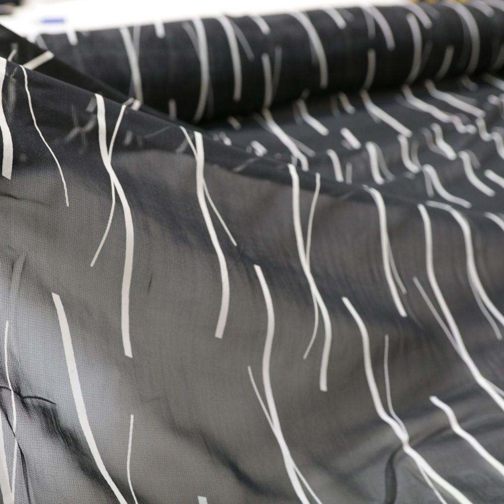 zarter Blumen Chiffon Stoff weich fallende Meterware - Hibsikus rosa ...